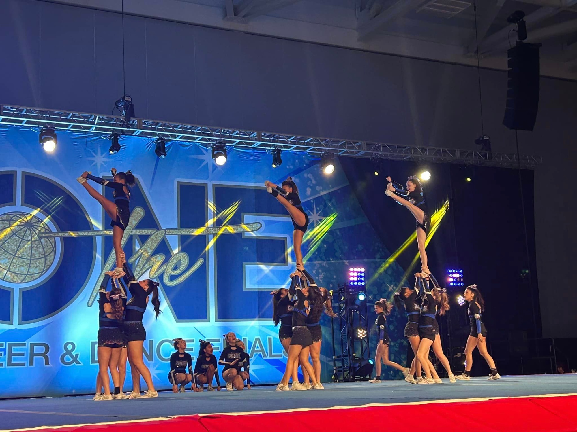 Meadlowlands Starz Cheer Home